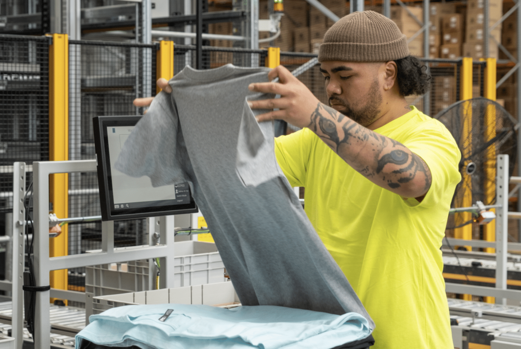 Dematic automating apparel DC - MHD