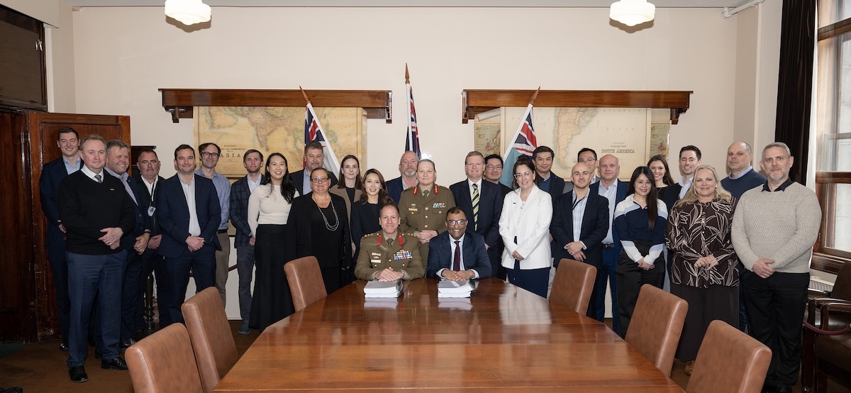 Defence secures $1.5bn national logistics deal with Toll - MHD