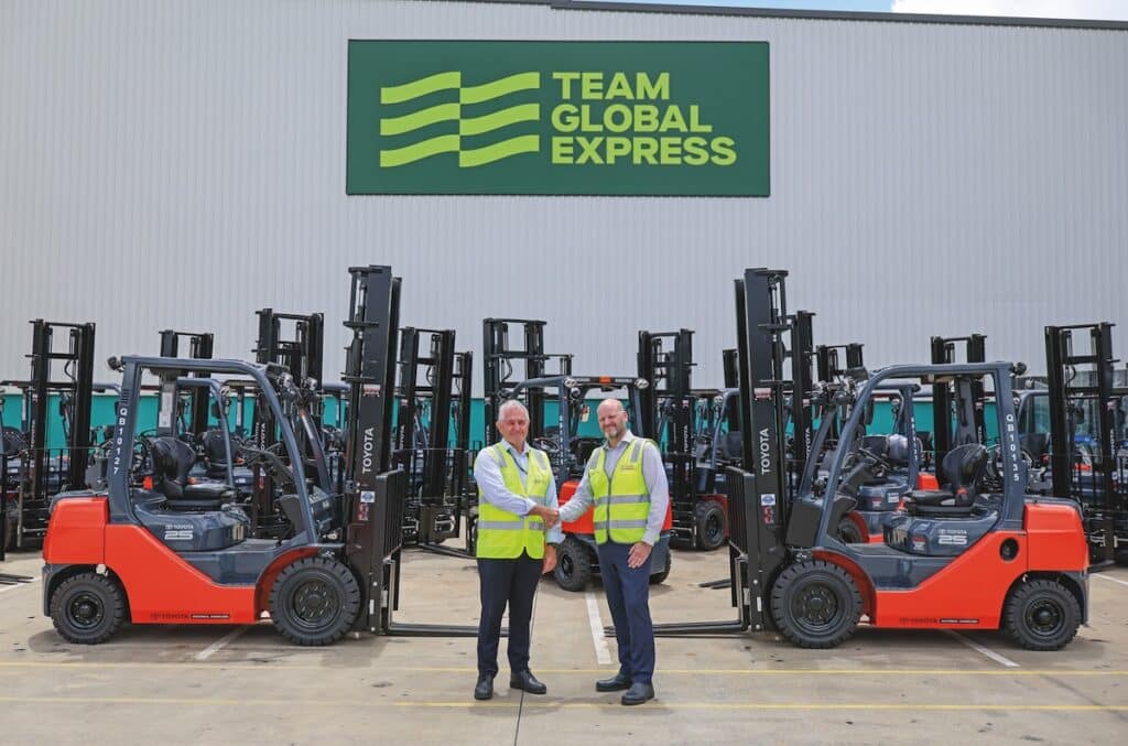 Team Global Express standardises forklift fleet nationwide with TMHA - MHD